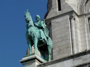 Equestrian statue of Louis IX in Paris France