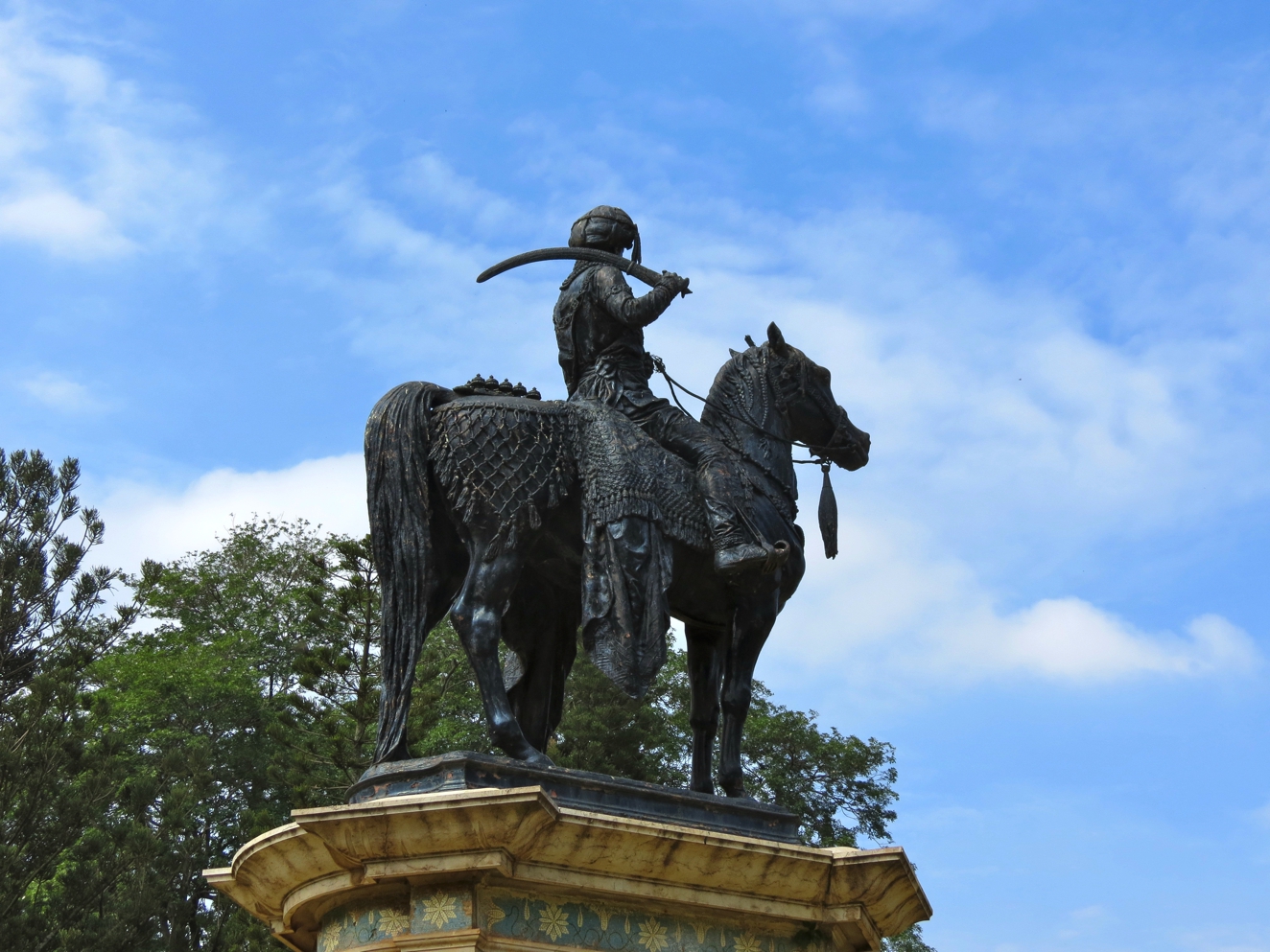 Equestrian statue of Jayachamaraja Wodeyar in Bangalore, Karnataka India