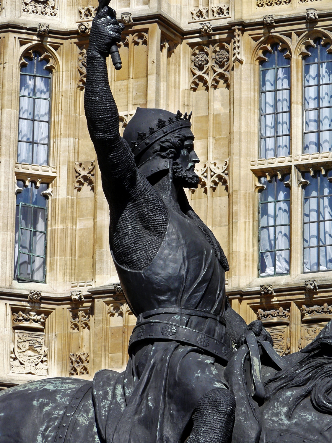 Equestrian statue of Richard l in London UK