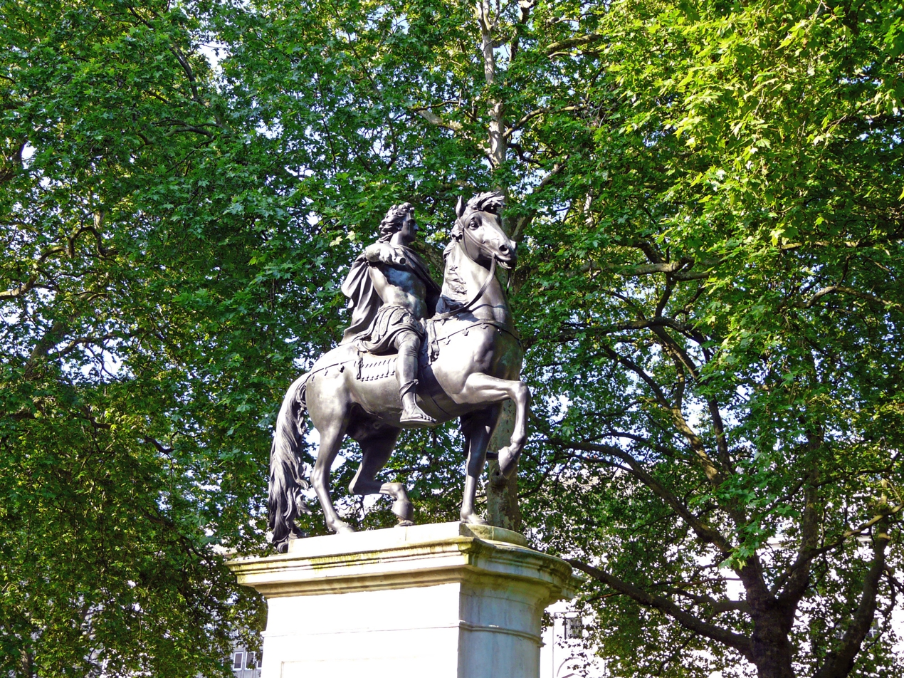 Equestrian statue of William lll in London UK