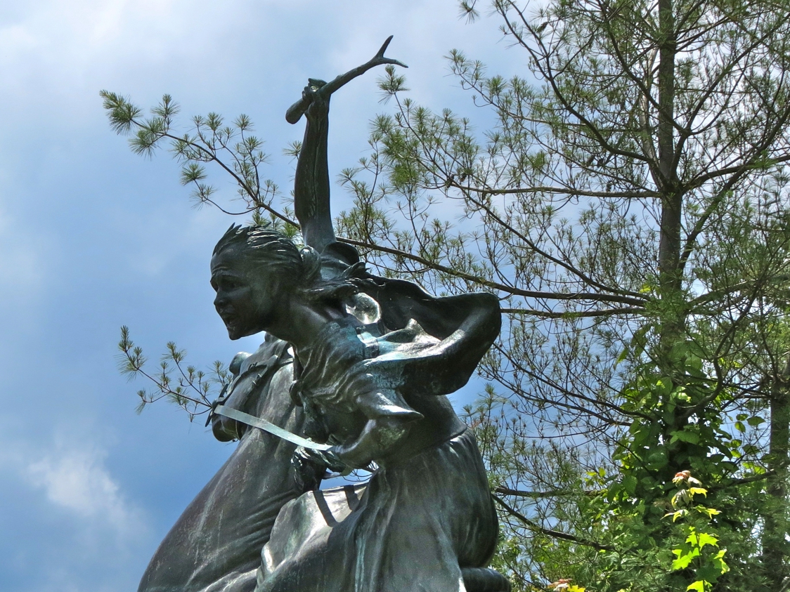 Equestrian statue of Sybil Ludington in NY Carmel US
