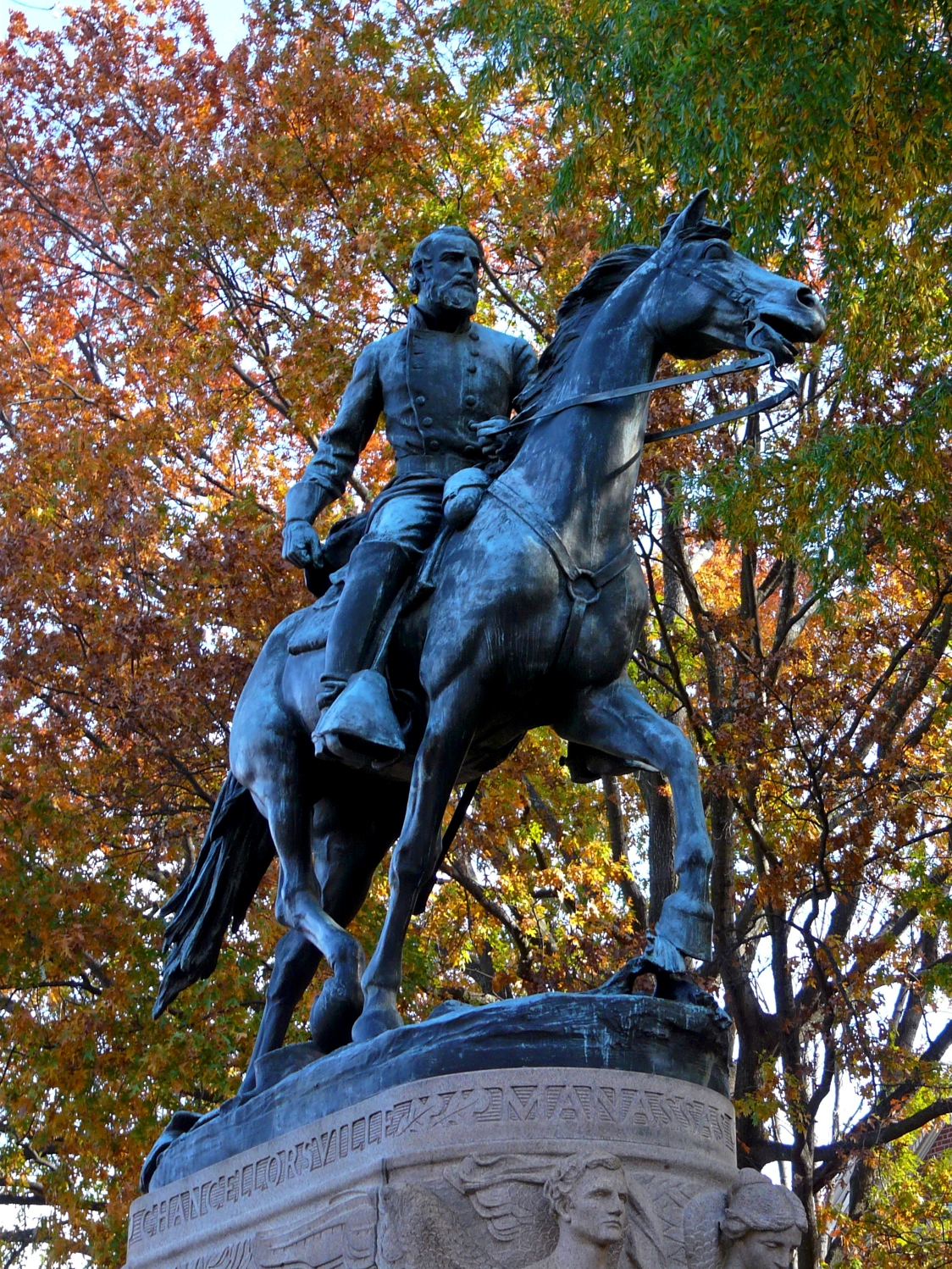 Equestrian statue of Thomas Jonathan Jackson in VA Charlottesville US