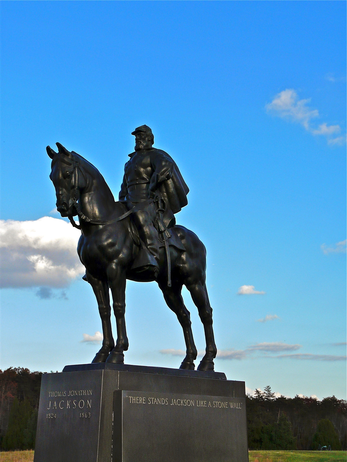 Equestrian statue of Thomas Jonathan Jackson in VA Manassas US