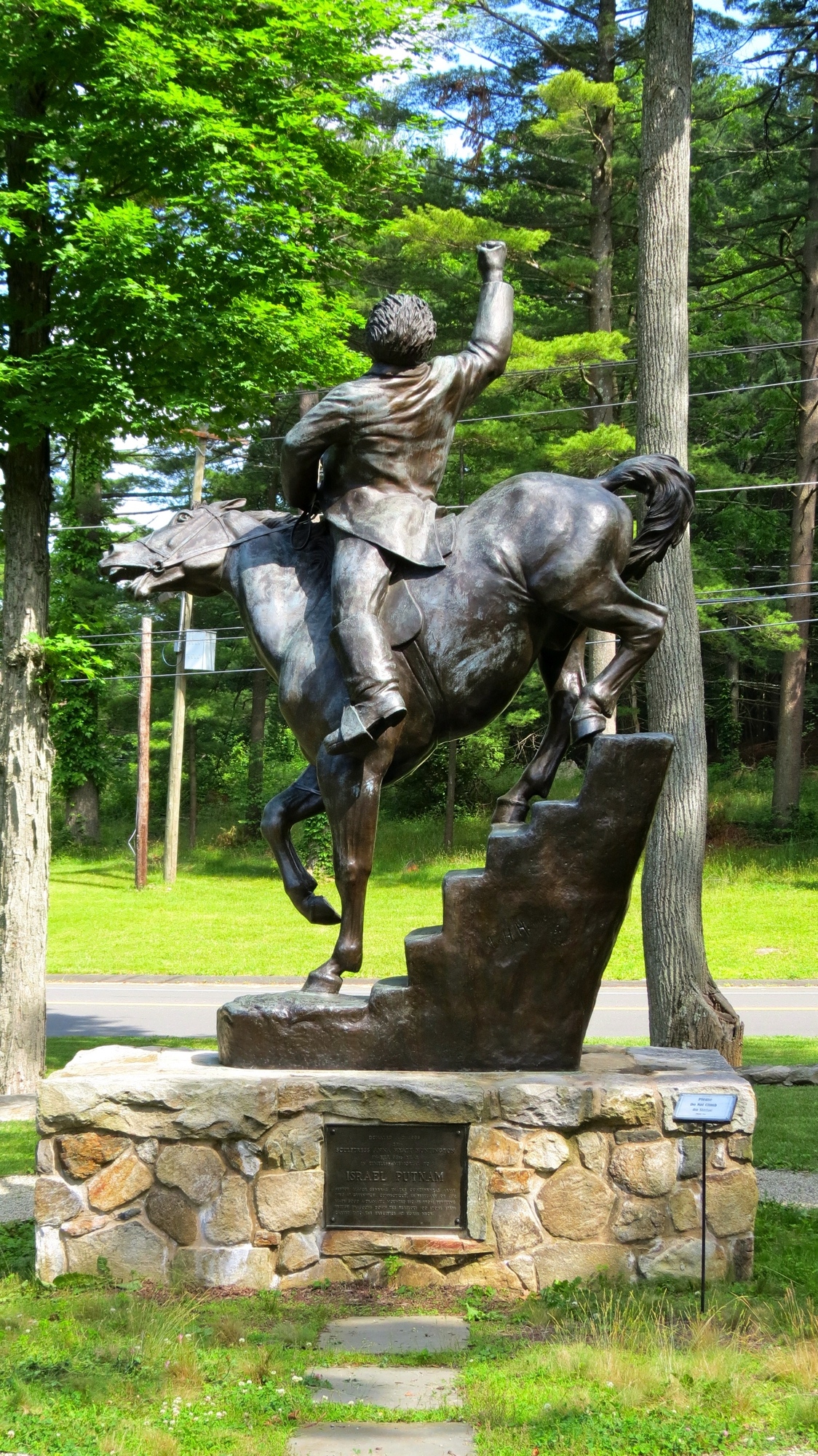 Equestrian statue of Israel Putnam in CT Redding US