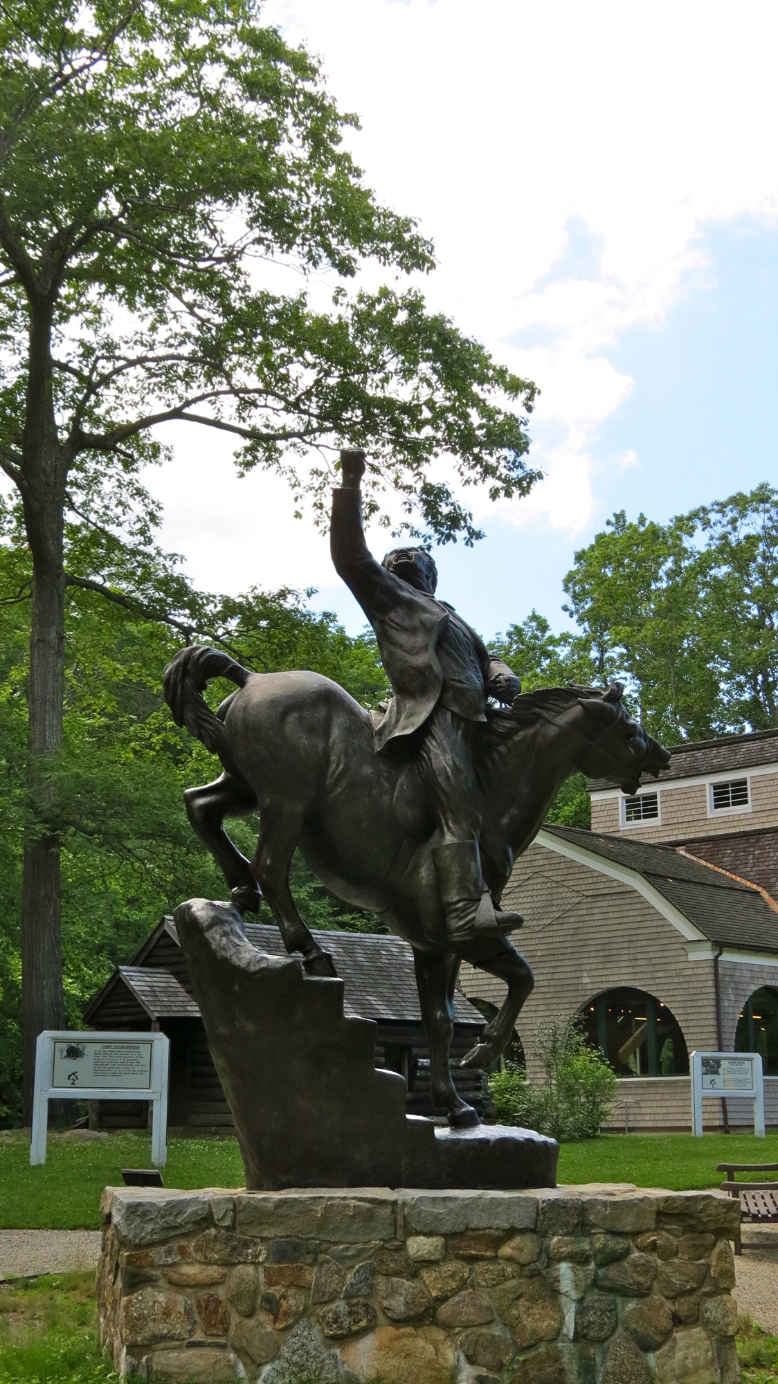 Equestrian statue of Israel Putnam in CT Redding US
