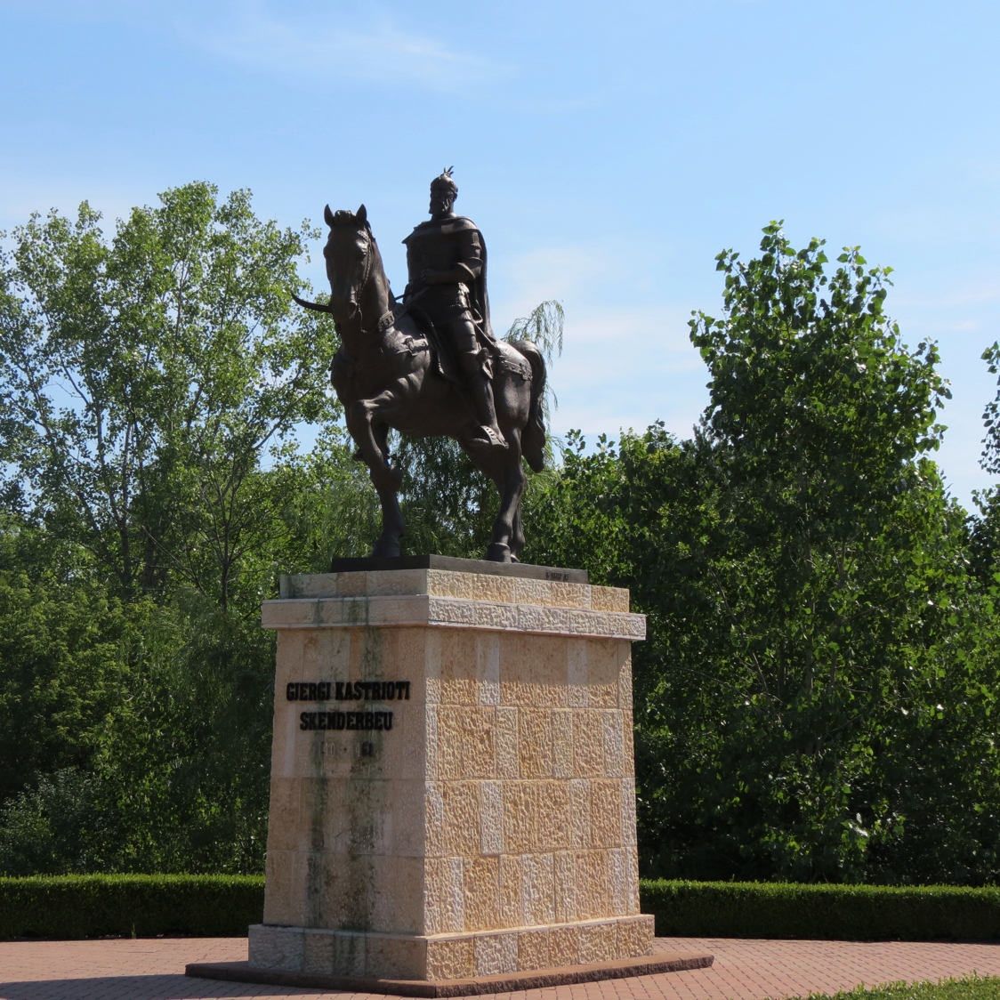 Equestrian statue of George Kastrioti Skanderbeg in MI Rochester US