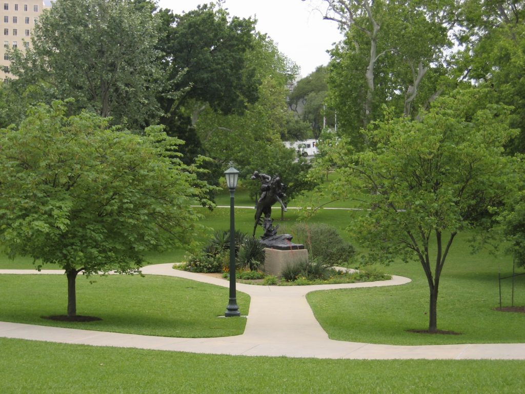 Equestrian statue of Cowboy memorial in TX Austin US