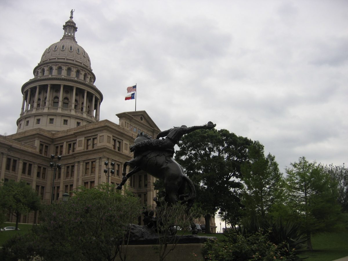Equestrian statue of Cowboy memorial in TX Austin US