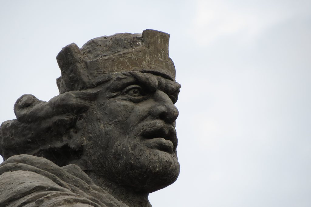 Ashot II - Equestrian statues