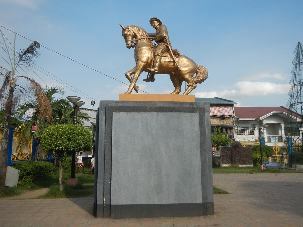 Pilar, Gregorio del - Equestrian statues